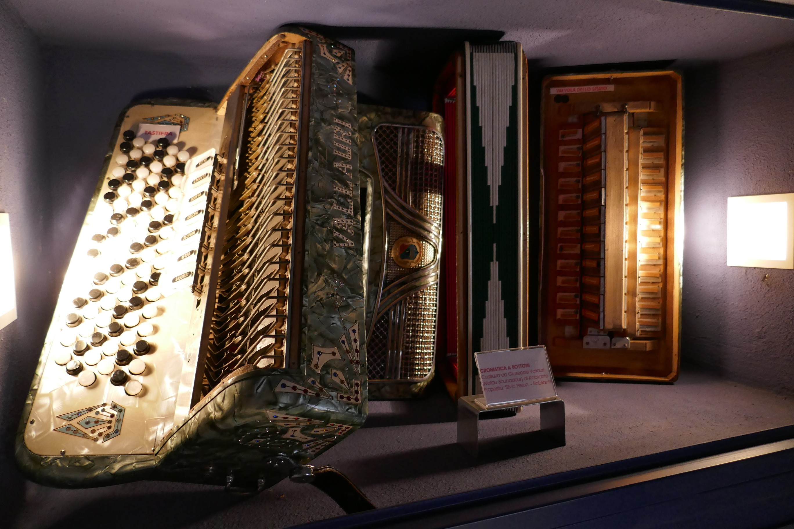 MUSEO DELLA FISARMONICA, DELLA MUSICA E DELL’ARTE POPOLARE LOCALE ...